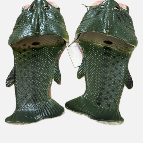 Rviers edge | Shoes | Nwt Fish Slippers Flip Flops House Shoes | Poshmark